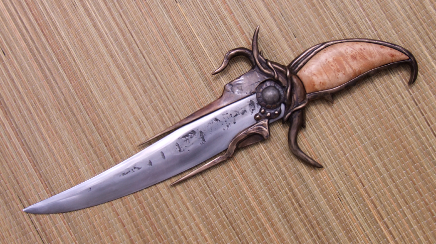 Prince of Persia dagger with sharp high carbon steel blade