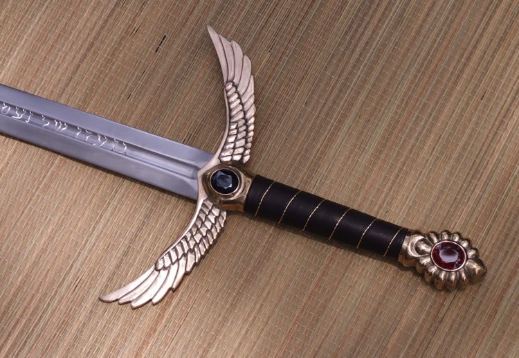 custom madeone of a kind high carbon steel winged sword